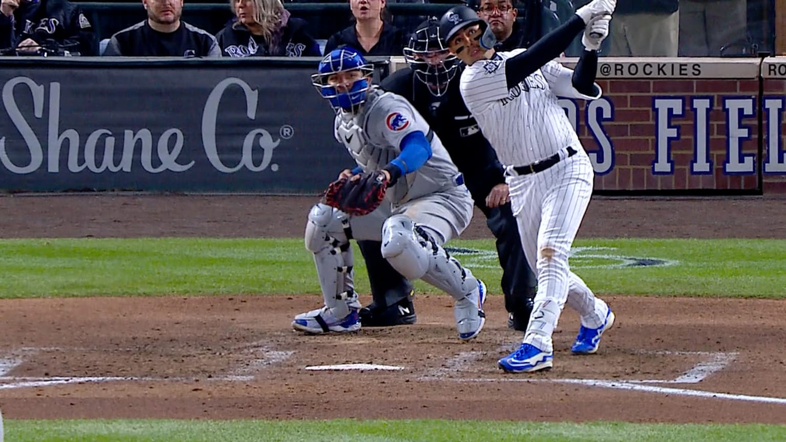 Alan Trejo's three-run homer in the 4th inning | 04/15/2022 | Colorado ...