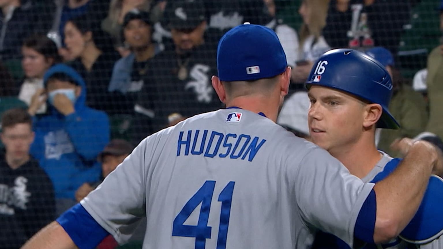 Daniel Hudson completes the Dodgers' 4-1 win | 06/08/2022 | MLB.com