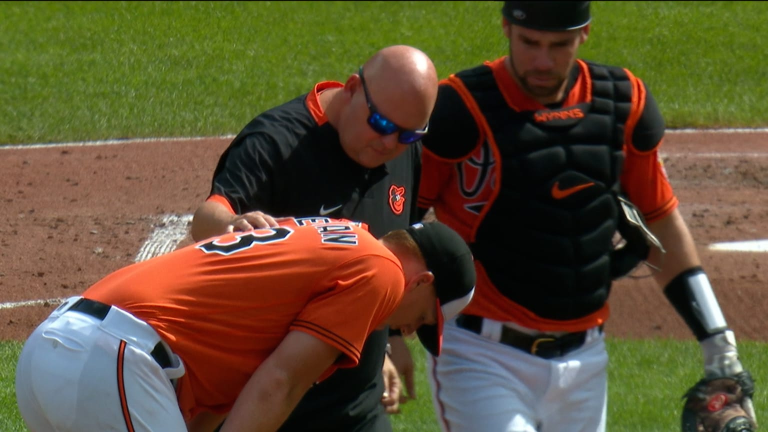 Thomas Eshelman gets hit in the foot by a comebacker | 07/10/2021 ...
