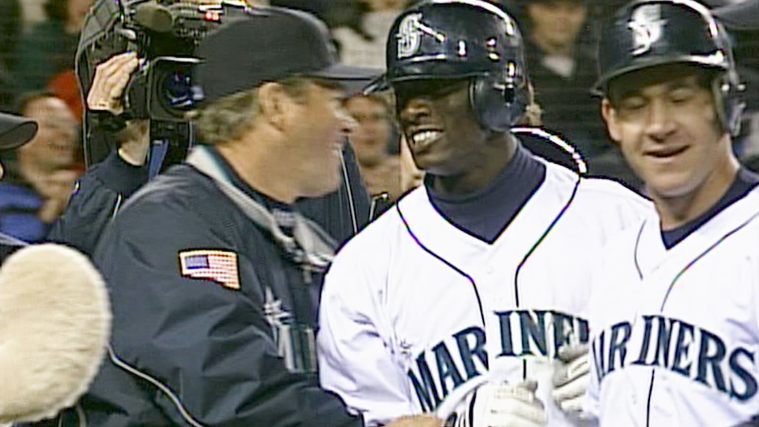 Mike Cameron hits a walk-off grand slam vs. Indians | 04/22/2003 ...