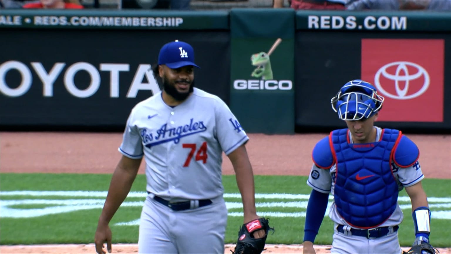 Kenley Jansen fans Eugenio Suárez to secure final out | 09/18/2021 ...