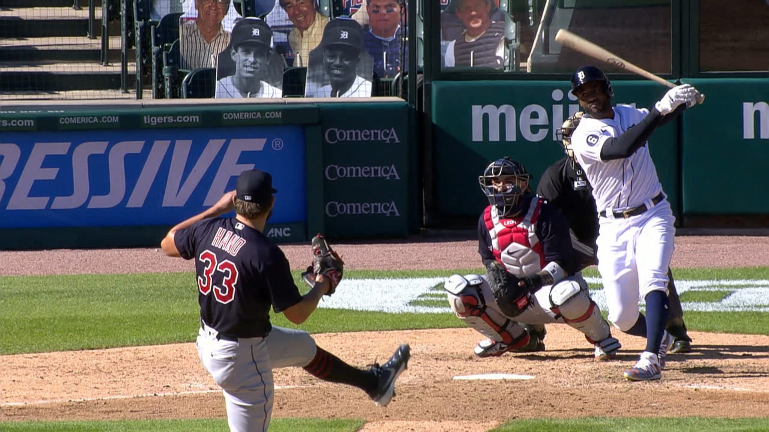 Niko Goodrum lines an RBI double to right field | 09/20/2020 | MLB.com