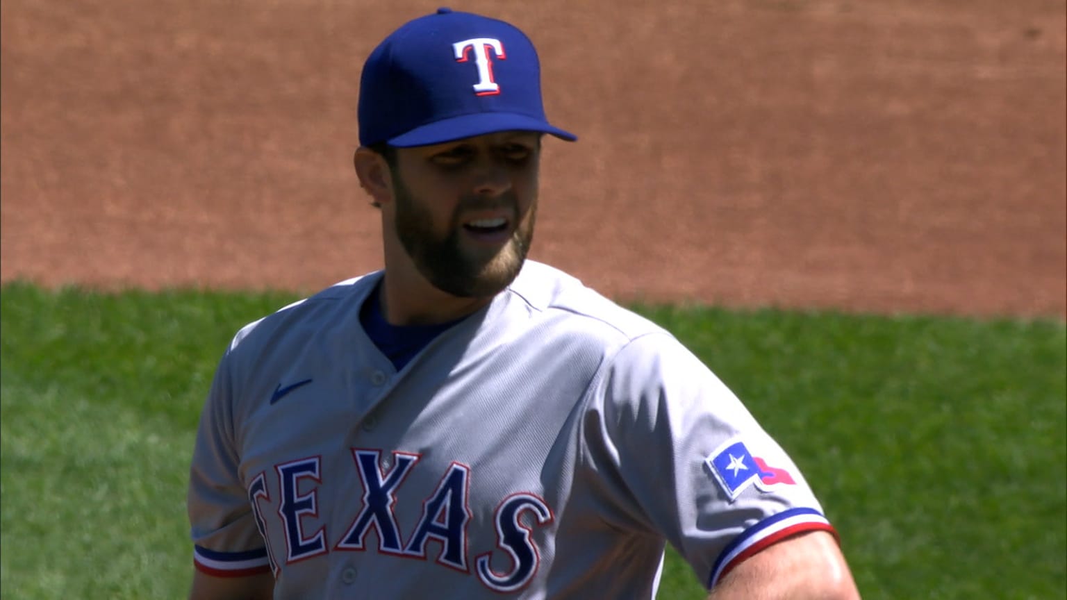 Jordan Lyles strikes out 8, twirls 5 2/3 innings | 04/04/2021 | MLB.com