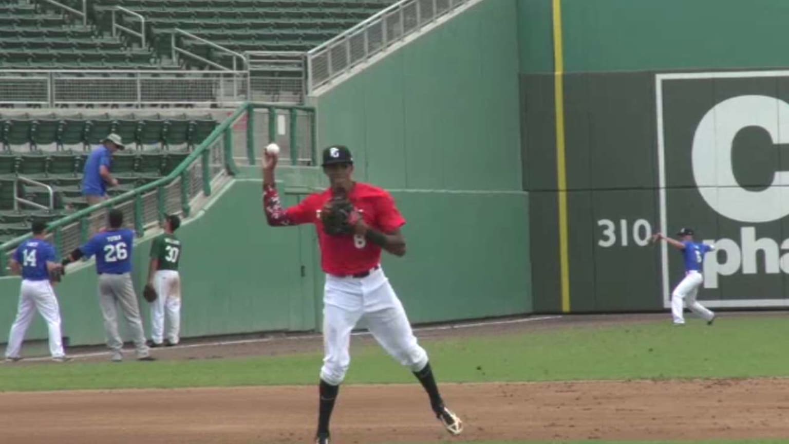 Draft Report: Delvin Perez, high school shortstop | 04/28/2016 | MLB.com