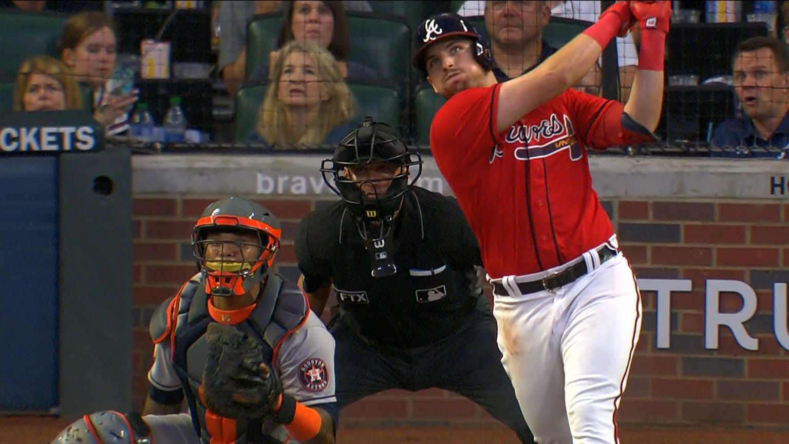 Austin Riley hits his 31st home run of the season | 08/19/2022 ...
