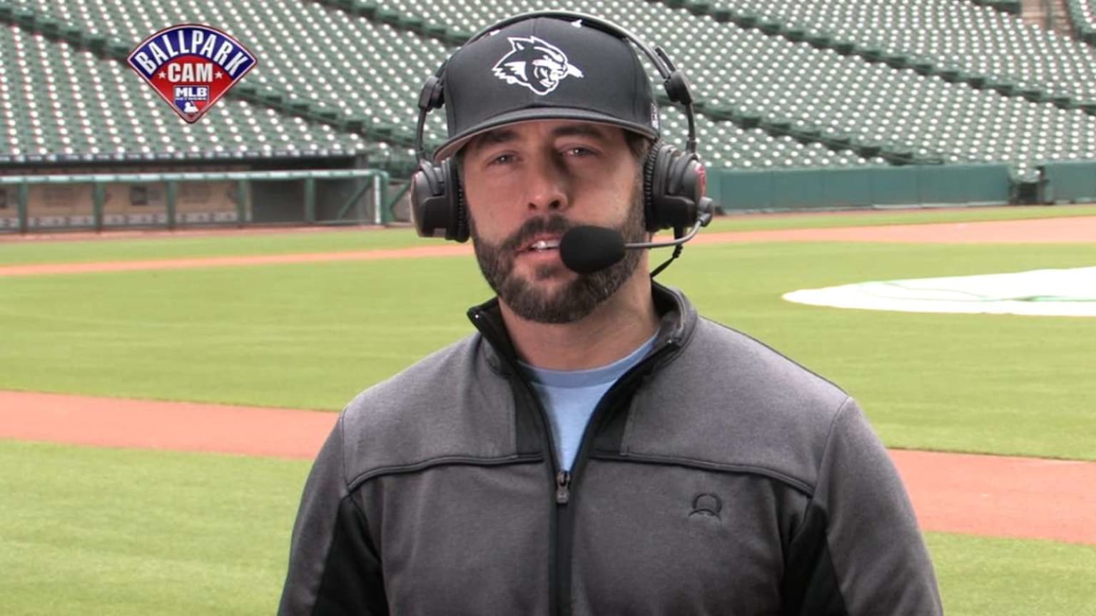 Hot Stove talks country lifestyle with Aaron Watson | 01/08/2016 | MLB.com