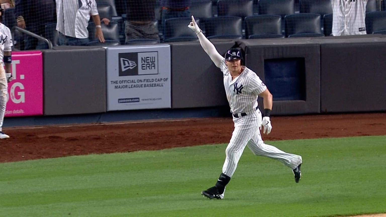 Luke Voit walks belts a walk-off single in the 9th | 06/23/2021 | MLB.com