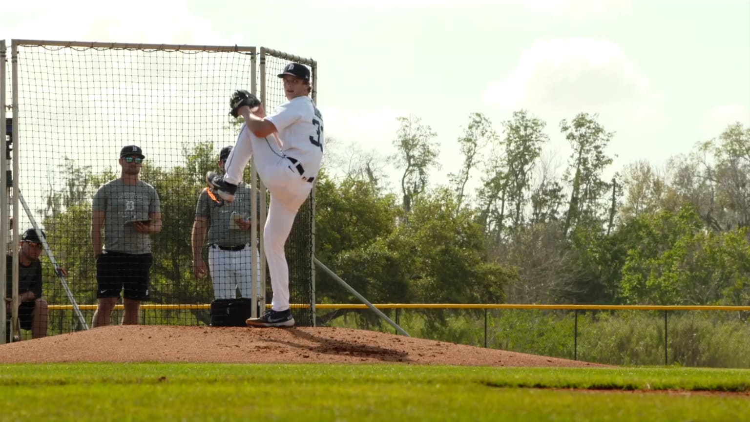 Jackson Jobe, Ty Madden prepare during spring camp | 02/23/2022 | MLB.com