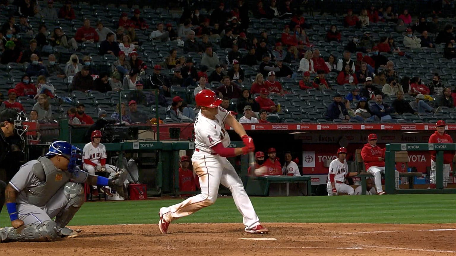 Max Stassi slugs a two-run home run to right-center | 06/07/2021 | Los ...