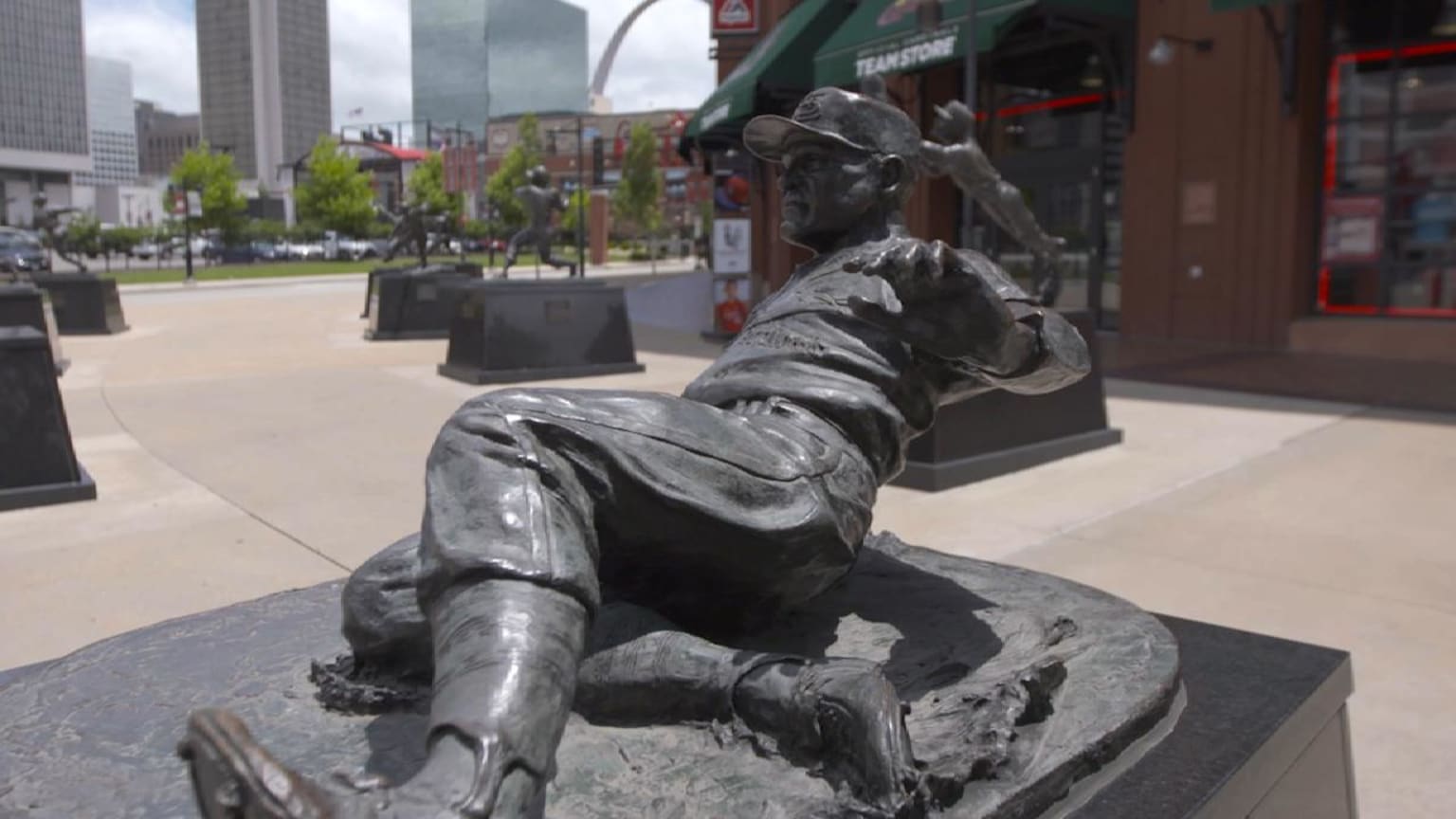 Enos Slaughter | 06/29/2017 | Atlanta Braves