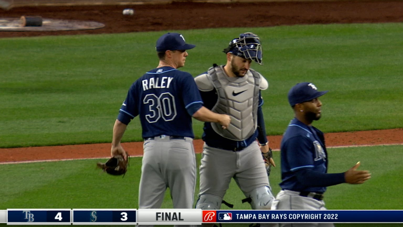 Brooks Raley makes the grab for the final out | 05/05/2022 | Tampa Bay Rays
