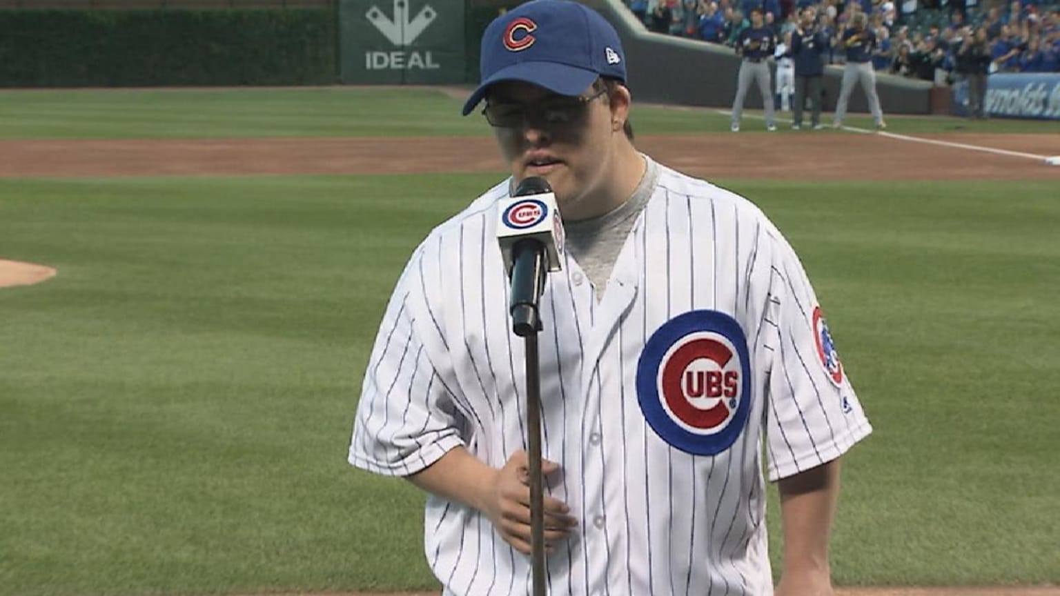 MIL@CHC: Broadcast on Stefan Xidas performing anthem | 09/10/2018 ...