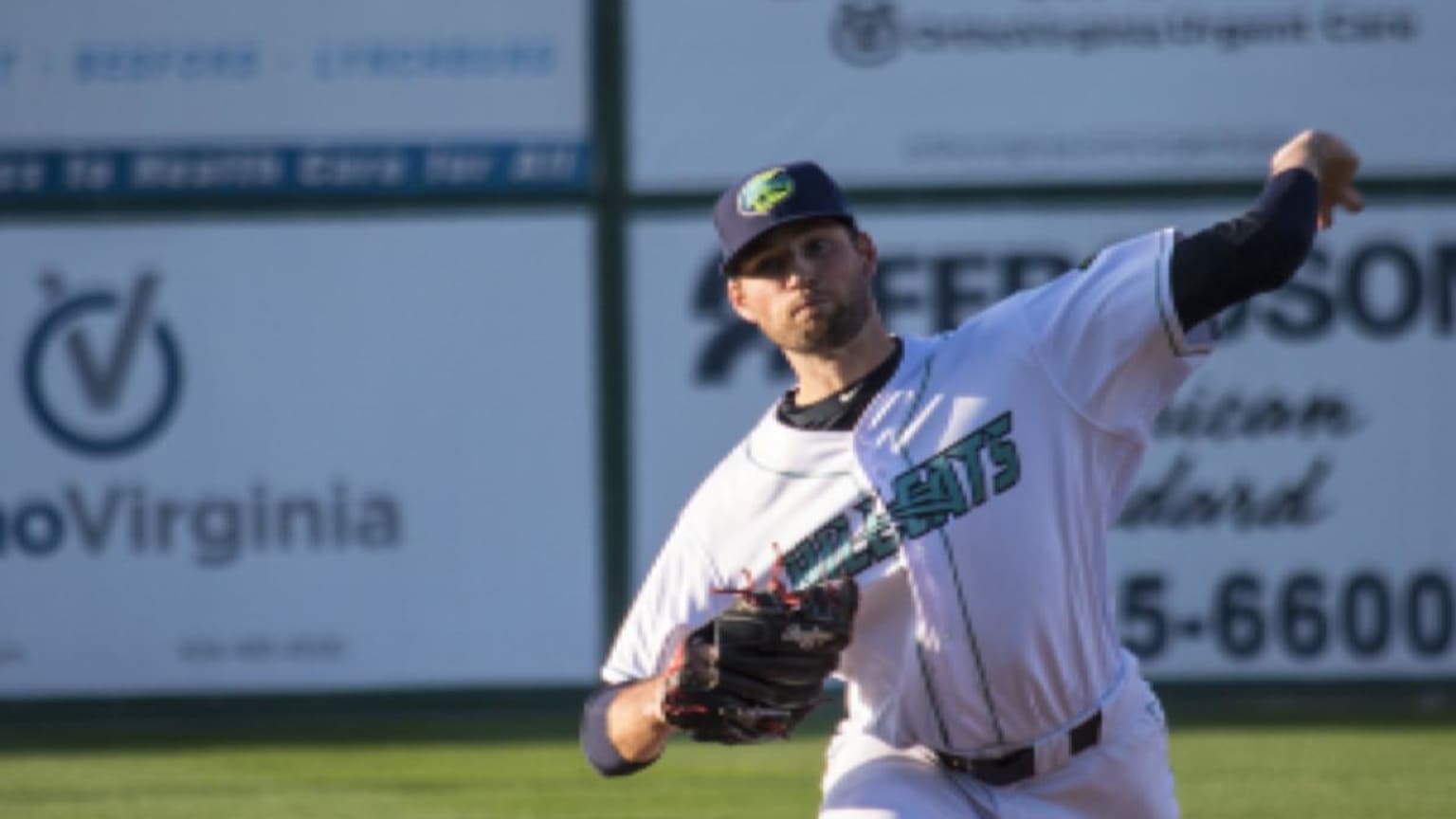 Top Prospects: Sam Hentges, LHP, Indians | 07/25/2018 | Cleveland Guardians