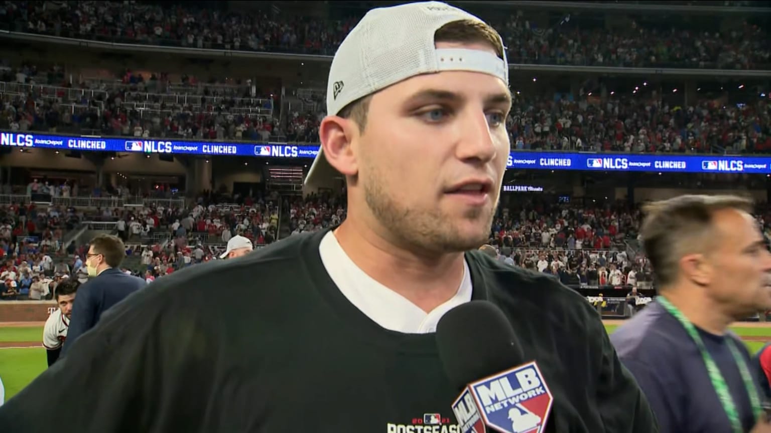 Austin Riley talks about Freddie Freeman, NLCS | 10/13/2021 | Atlanta ...