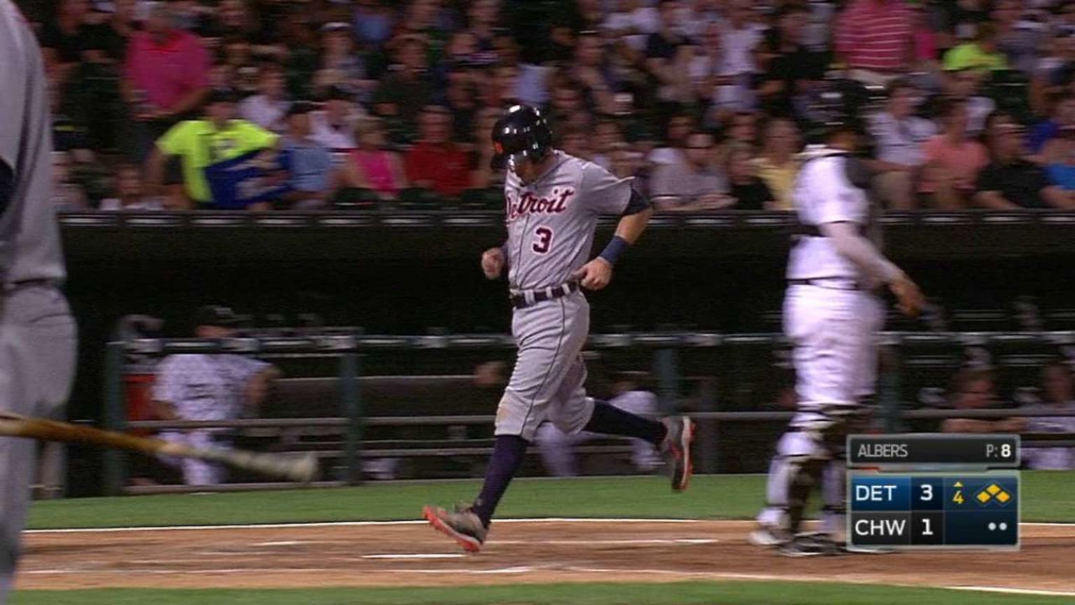 Martinez's sac fly | 07/22/2016 | MLB.com