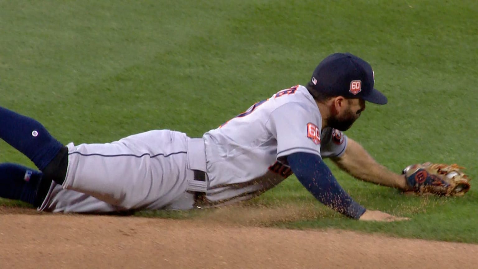 Jose Altuve makes a diving stop at second base | 06/28/2022 | Houston ...