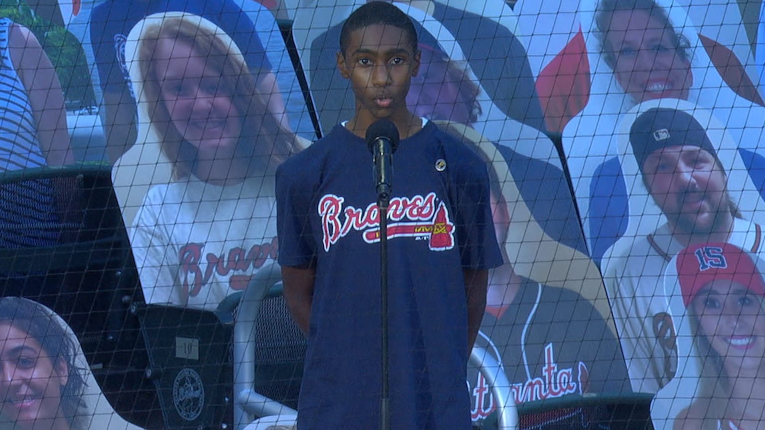 Josh Mack entona el Himno Nacional | 05/09/2020 | Lasmayores.com