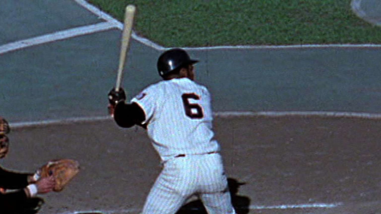 Twins Retired Number: No. 6, Tony Oliva | 01/12/2012 | MLB.com