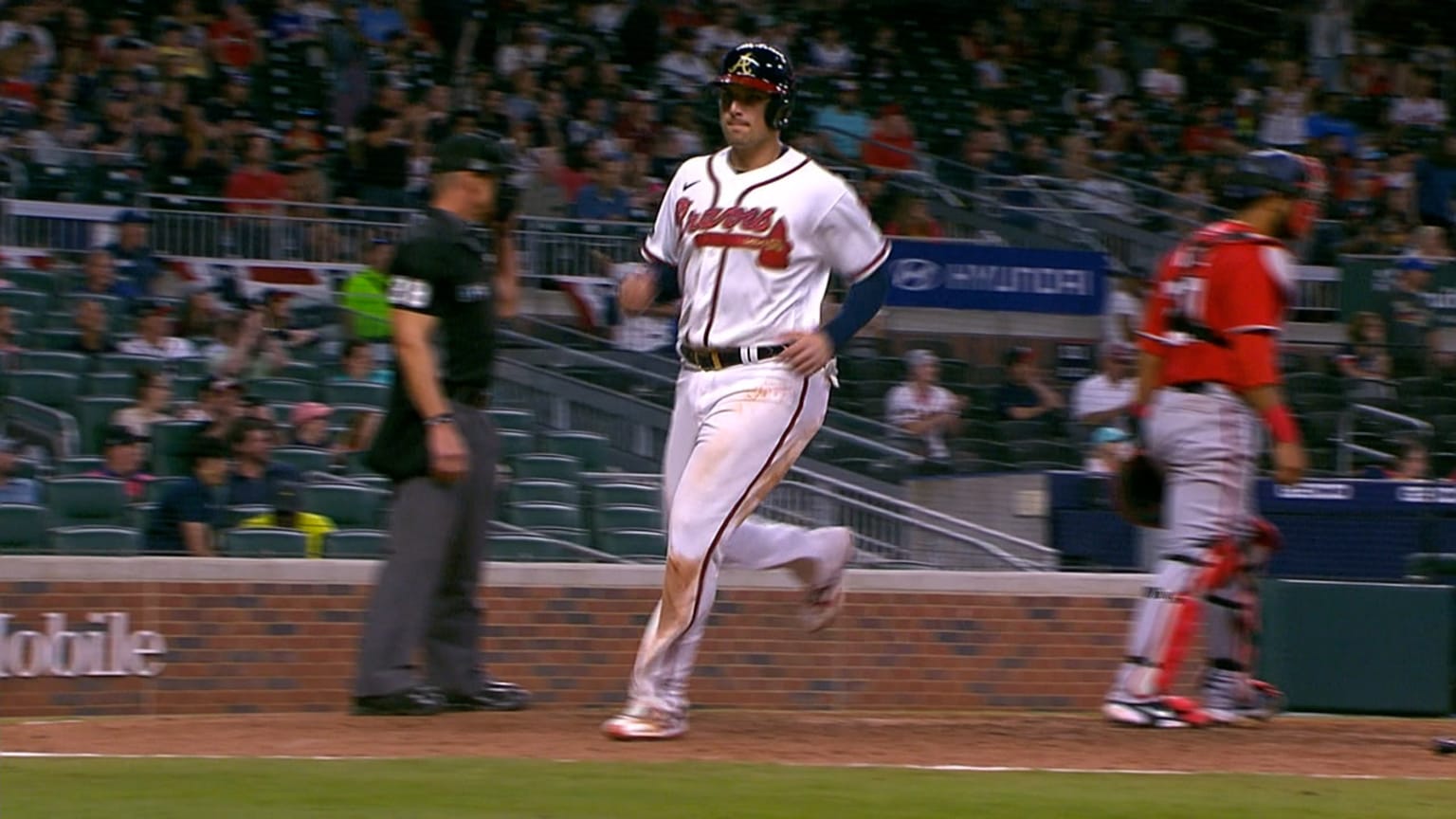 Dansby Swanson plates Austin Riley in the 8th inning | 04/12/2022 ...