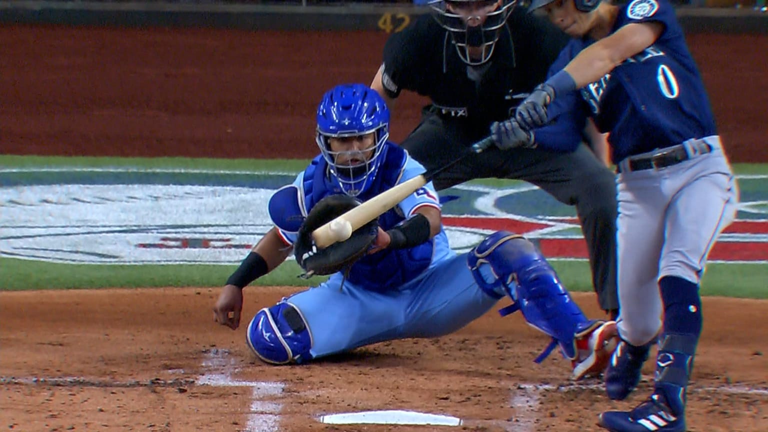 Sam Haggerty grounds an RBI single to left field | 08/14/2022 | Seattle ...