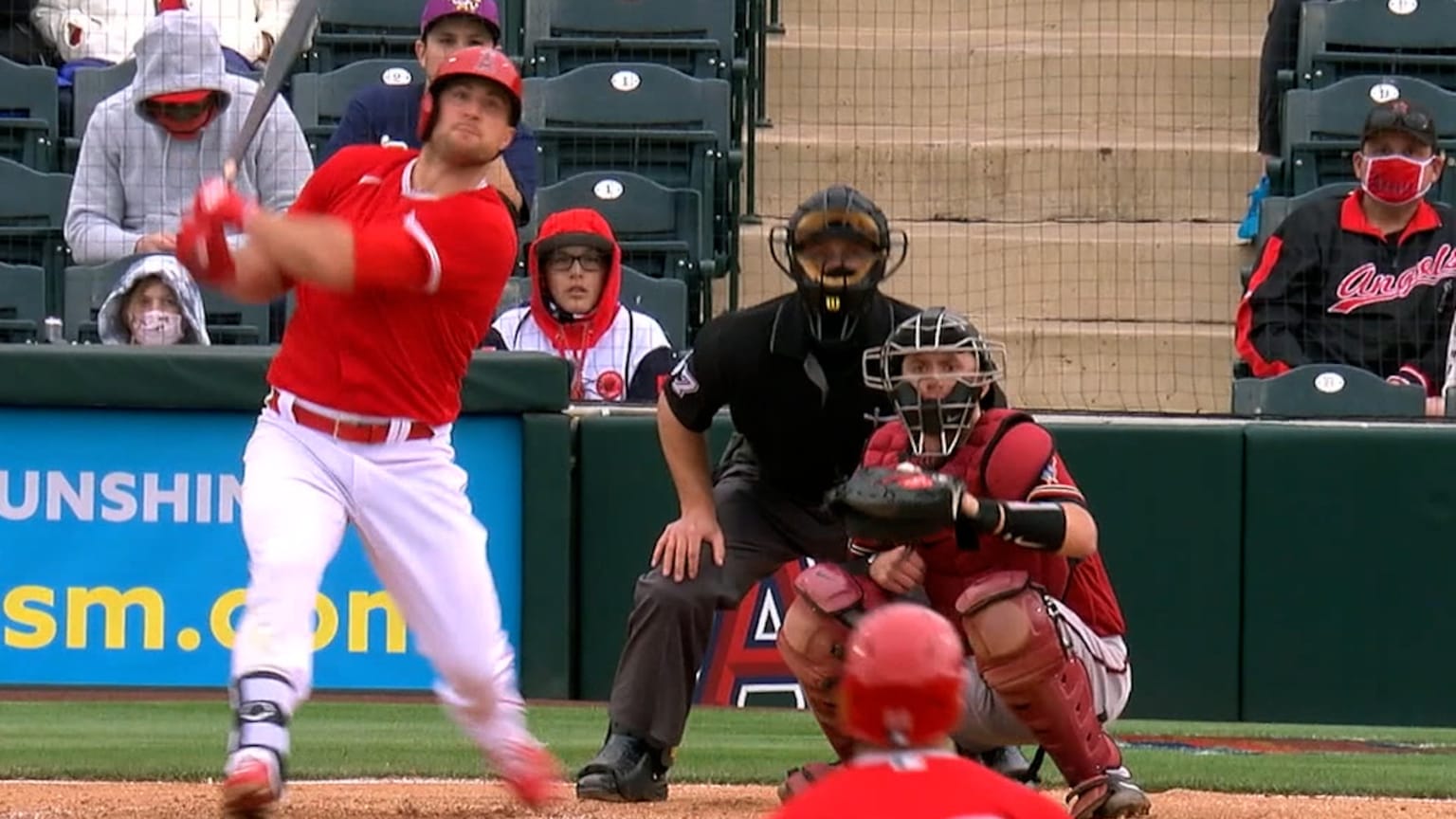 Scott Schebler crushes a 2-run home run to left field | 03/12/2021 ...