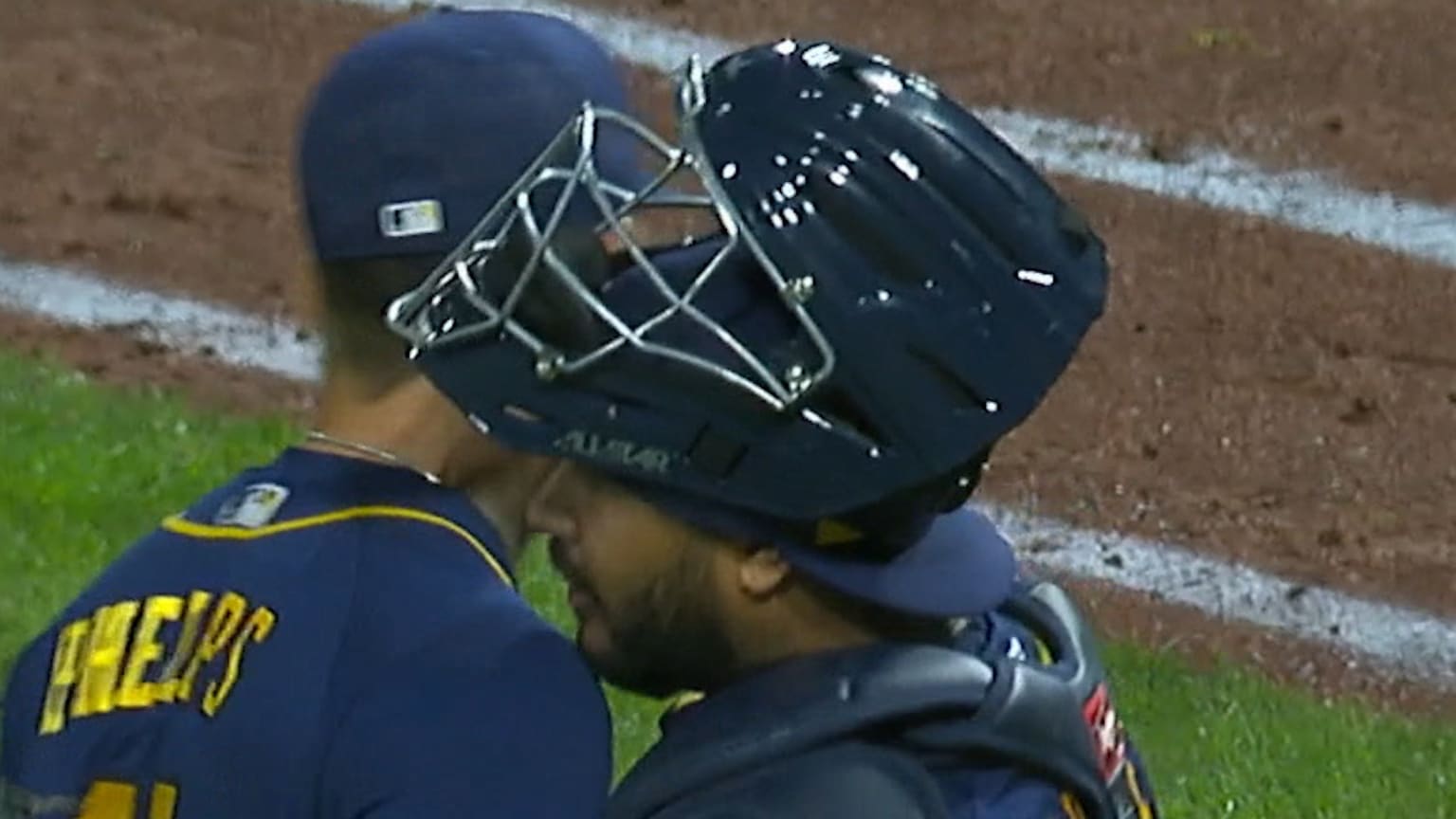 David Phelps secures the Brewers' win in the 11th | 07/27/2020 ...