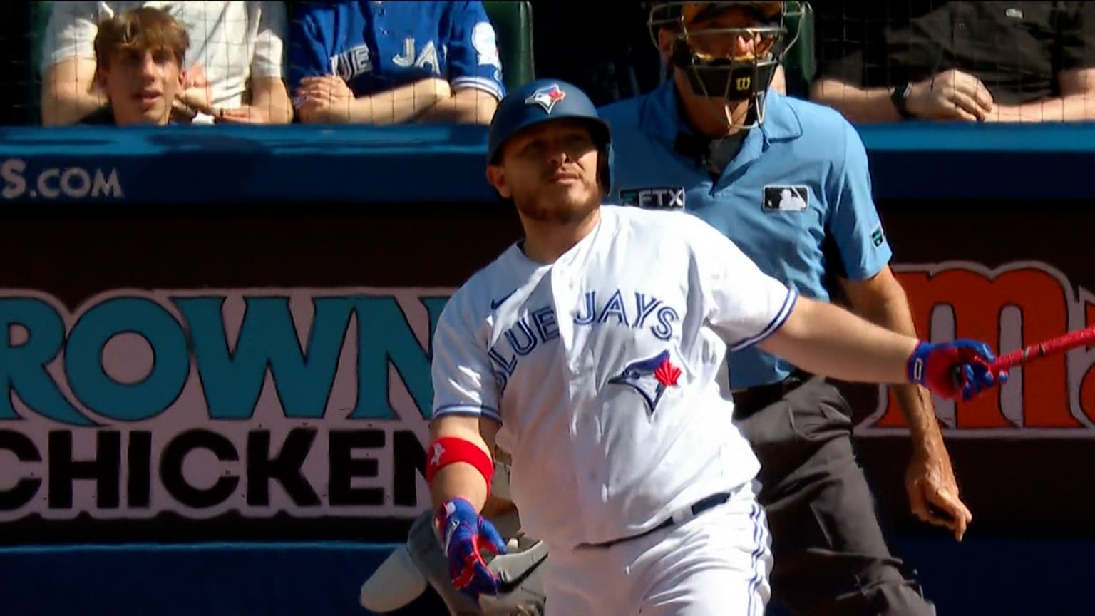 Alejandro Kirk crushes a two-run home run to left | 06/04/2022 ...