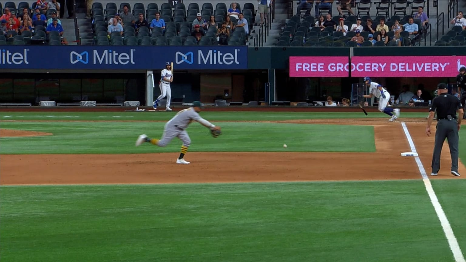 Mark Mathias rips an RBI double to left field | 08/17/2022 | Pittsburgh ...