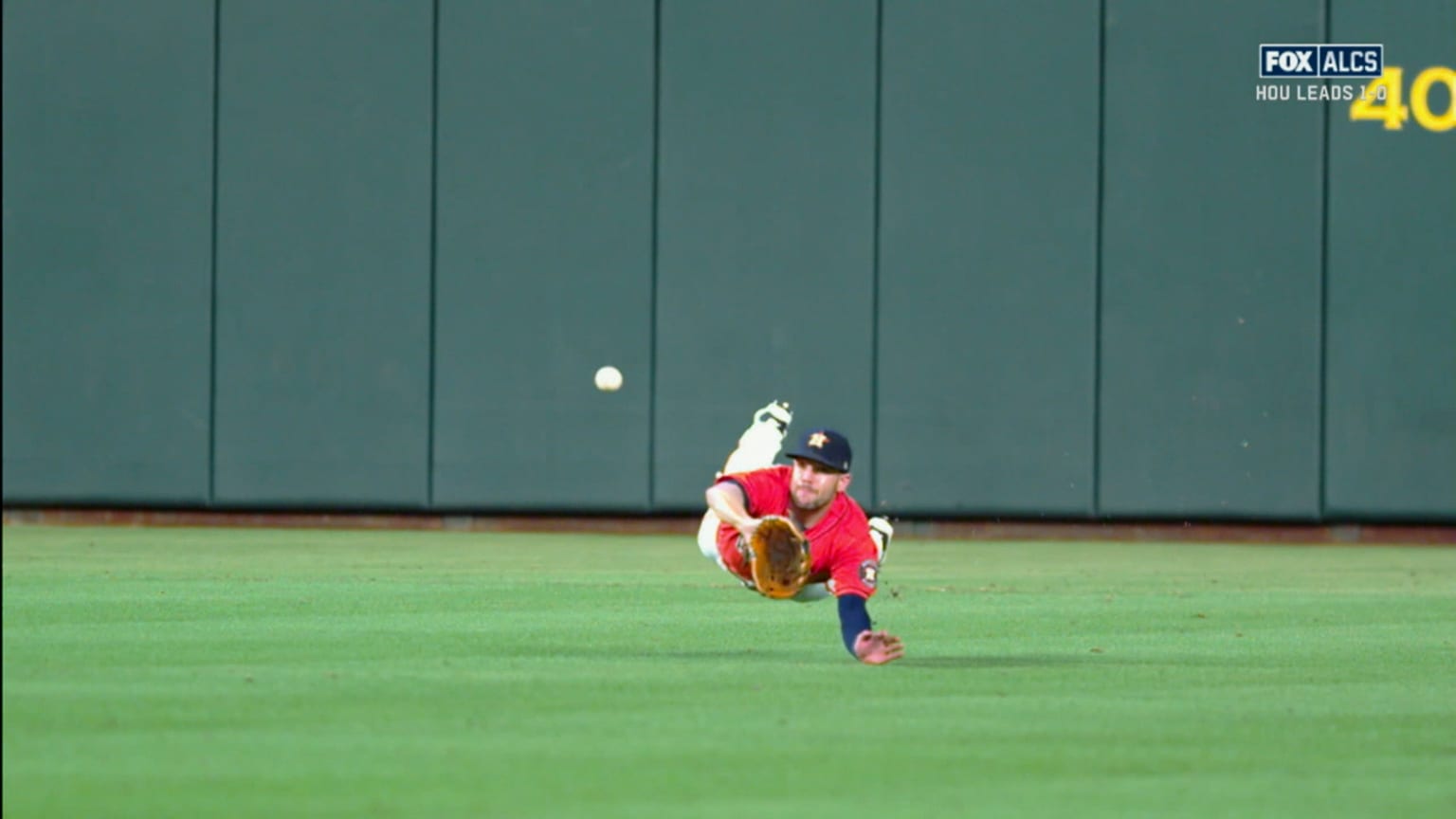 Chas McCormick makes a stellar diving grab in center | 10/17/2021 ...