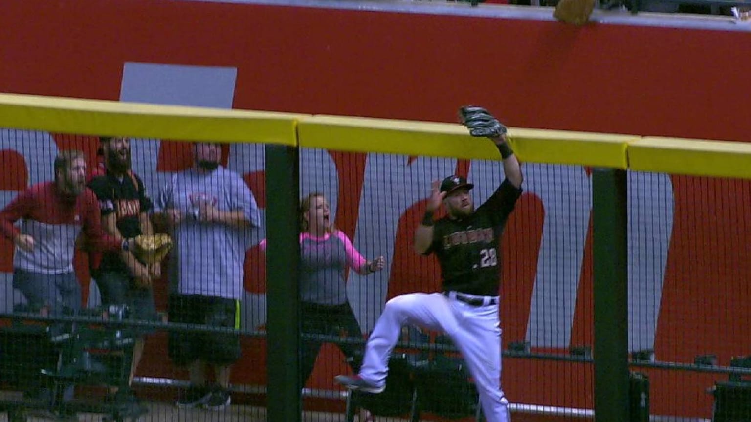Souza Jr.'s incredible catch | 09/08/2018 | Arizona Diamondbacks