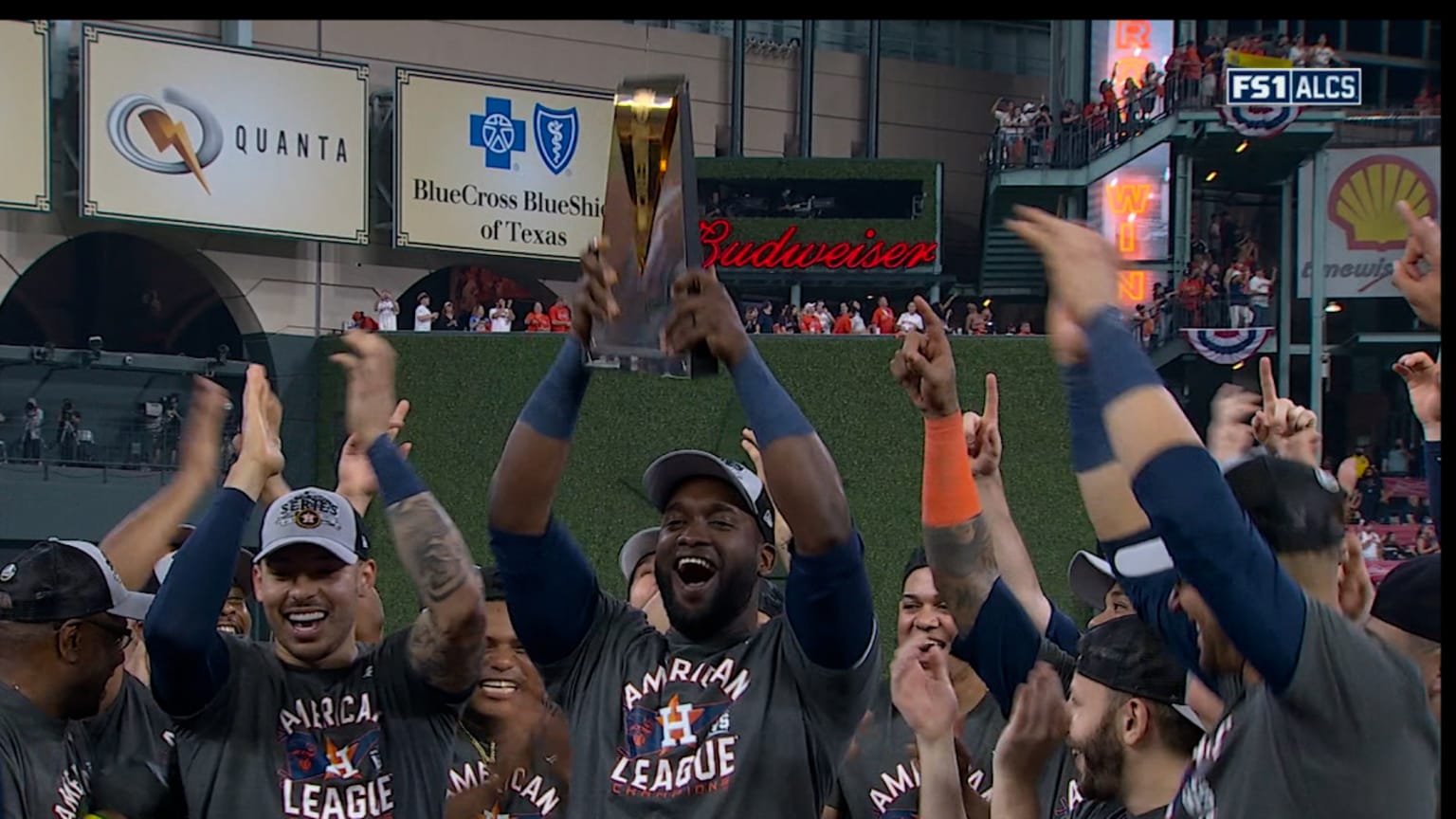 Yordan Alvarez is crowned the ALCS MVP after huge win | 10/22/2021 ...