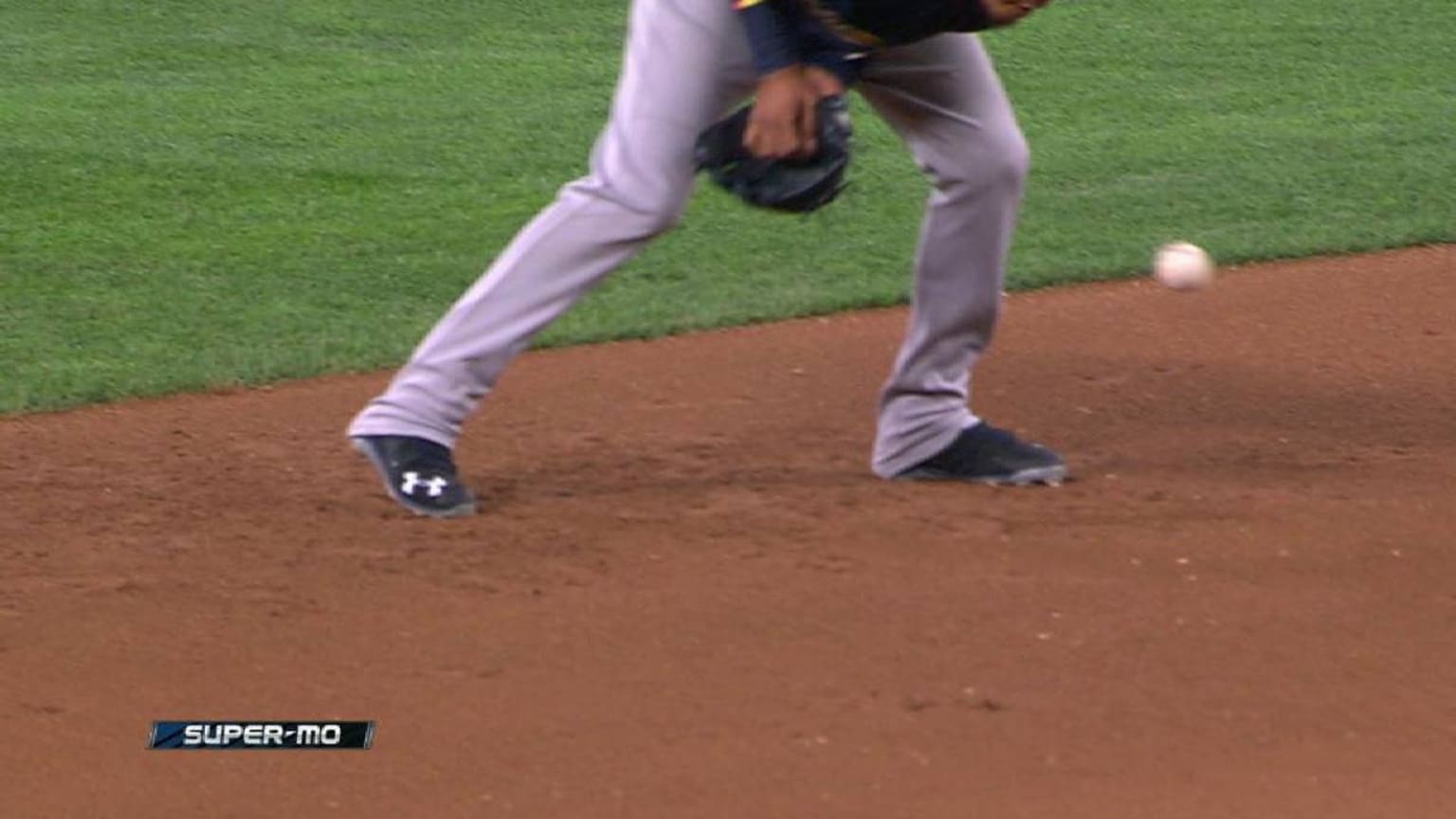 Stefen Romero reaches on a fielding error by shortstop Orlando Arcia ...