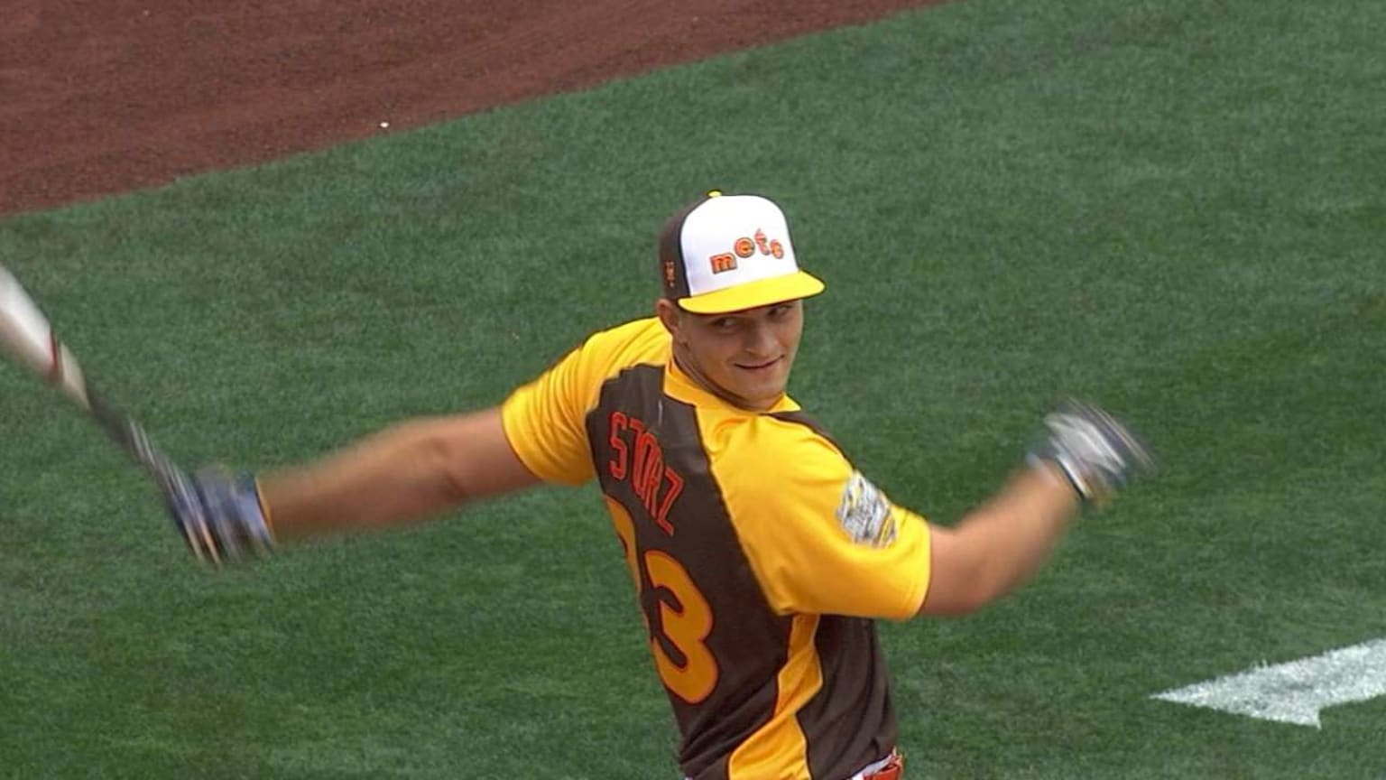Storz advances to finals | 07/10/2016 | MLB.com