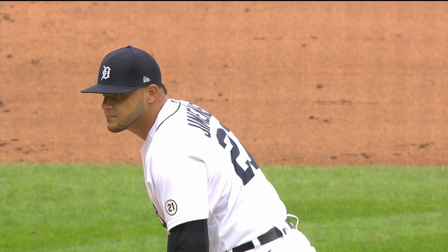 Joe Jiménez honors Roberto Clemente by wearing #21 | 09/09/2020 ...