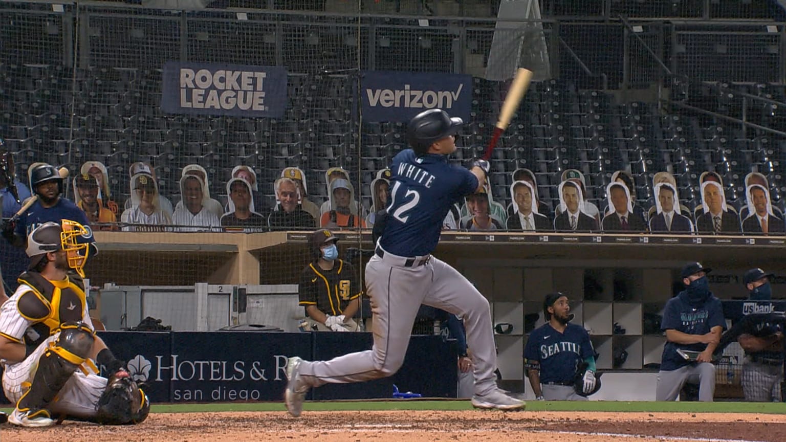 Evan White belts a solo home run to left field | 09/18/2020 | MLB.com