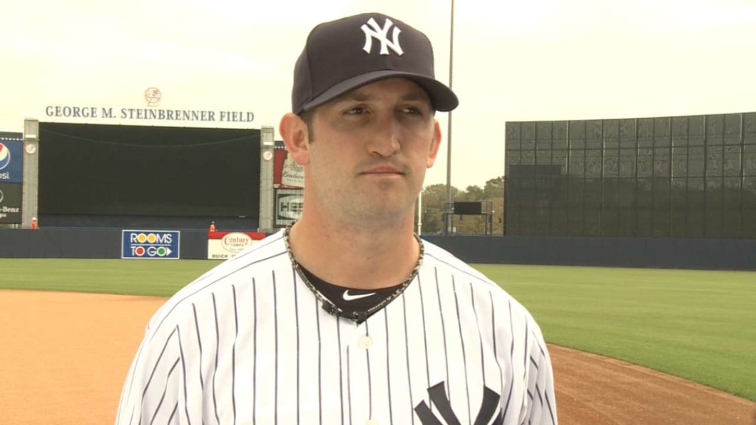 Niese joins Yankees after Mets, Pirates stints | 02/21/2017 | New York ...