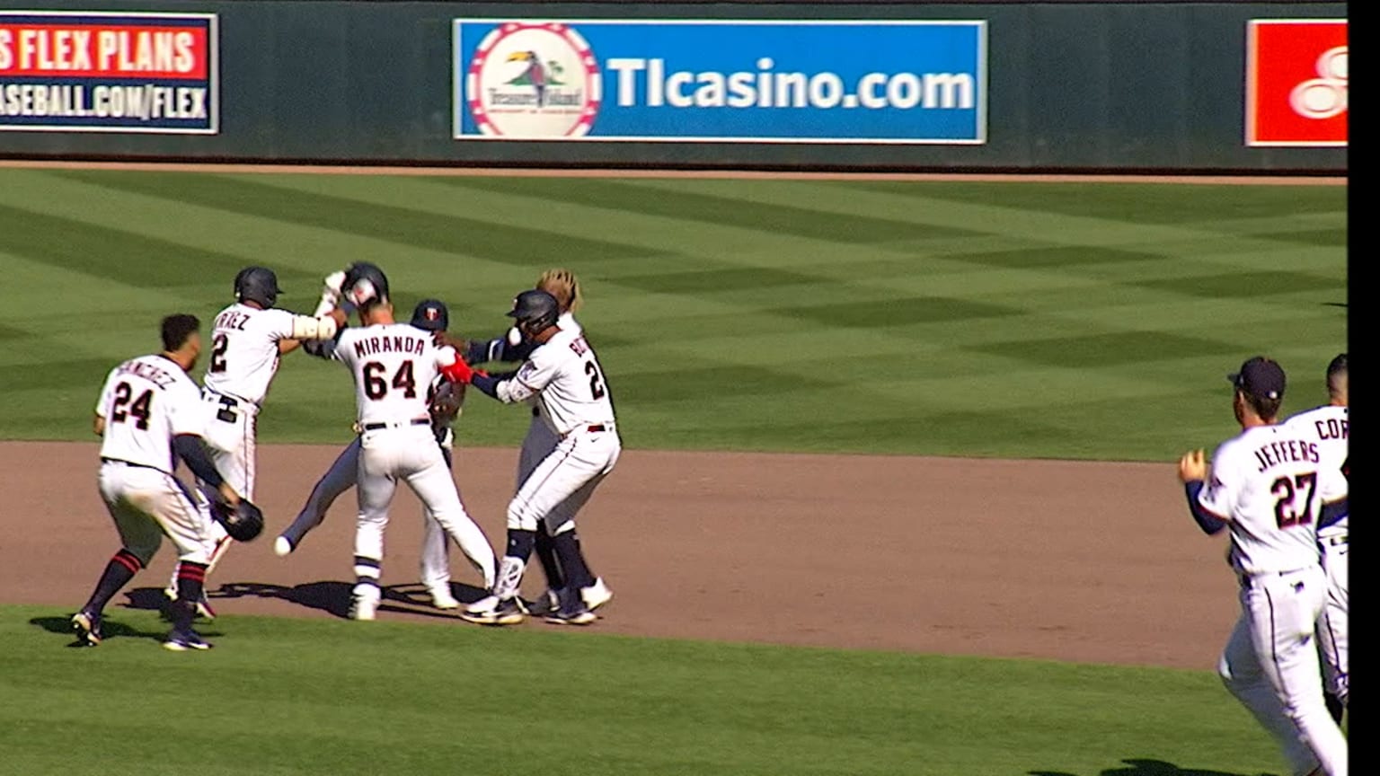 Twins score four runs in final three innings in win | 07/02/2022 ...