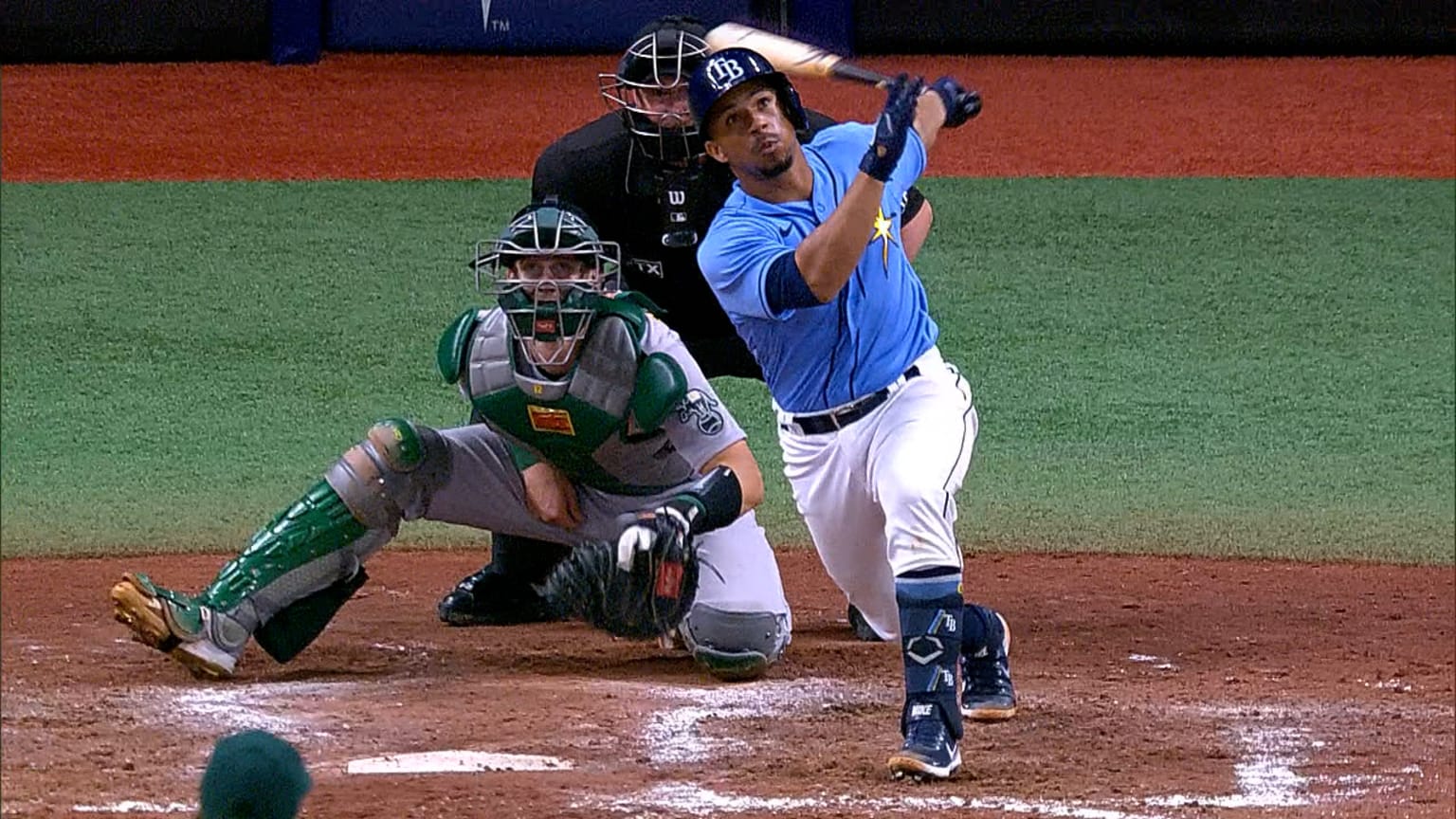 Francisco Mejía bloops an RBI single to center field | 04/13/2022 ...