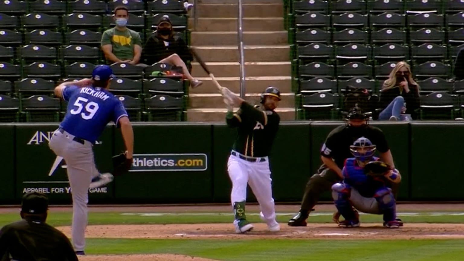 Mitch Moreland singles in A's Spring Training debut | 02/28/2021 ...