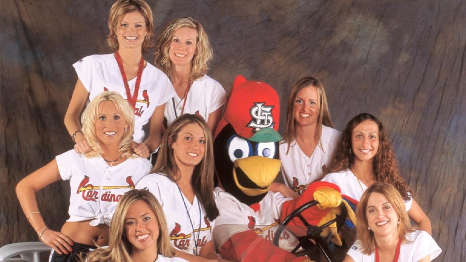 Team Fredbird holds a reunion | 08/11/2017 | MLB.com