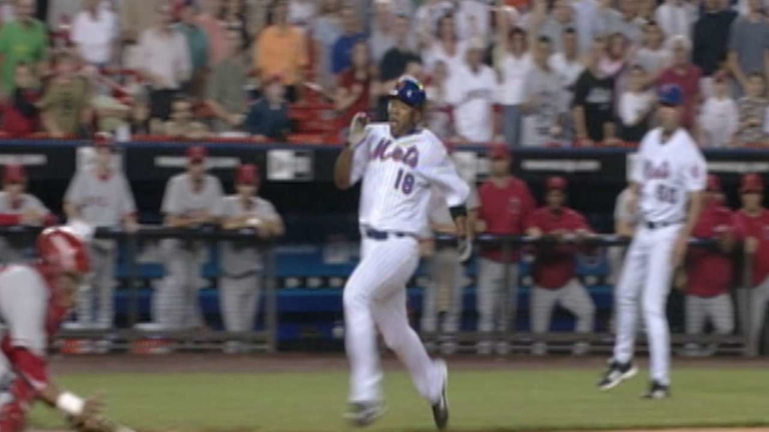 Marlon Anderson on his inside-the-park home run | 03/10/2017 | St ...