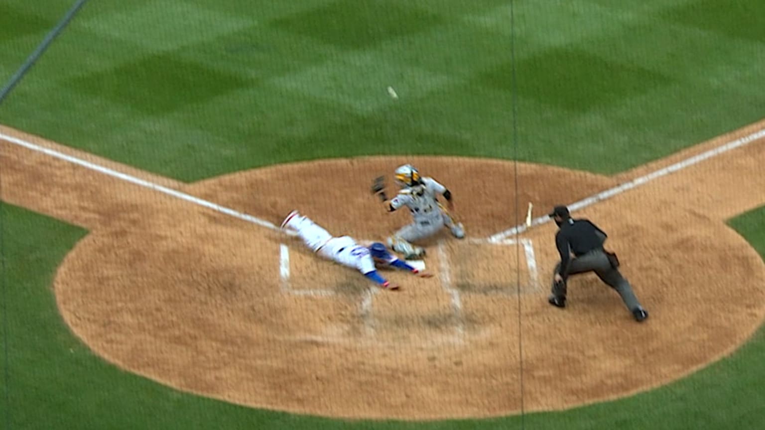 Eric Sogard elevates game-tying sacrifice fly | 05/08/2021 | Chicago Cubs