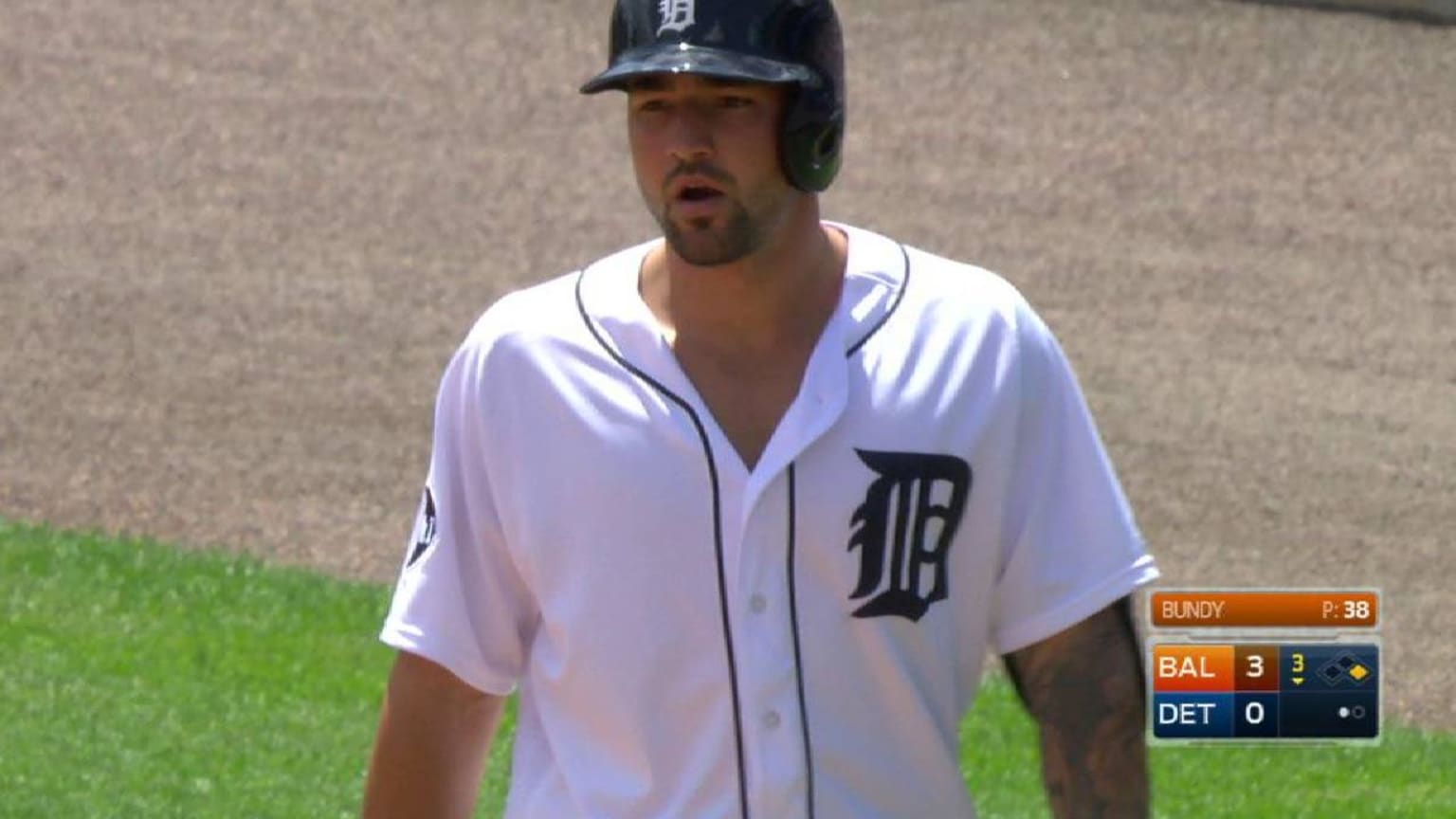 Castellanos, Nicholas vs Bundy, Dylan - SINGLE | 05/18/2017 | MLB.com