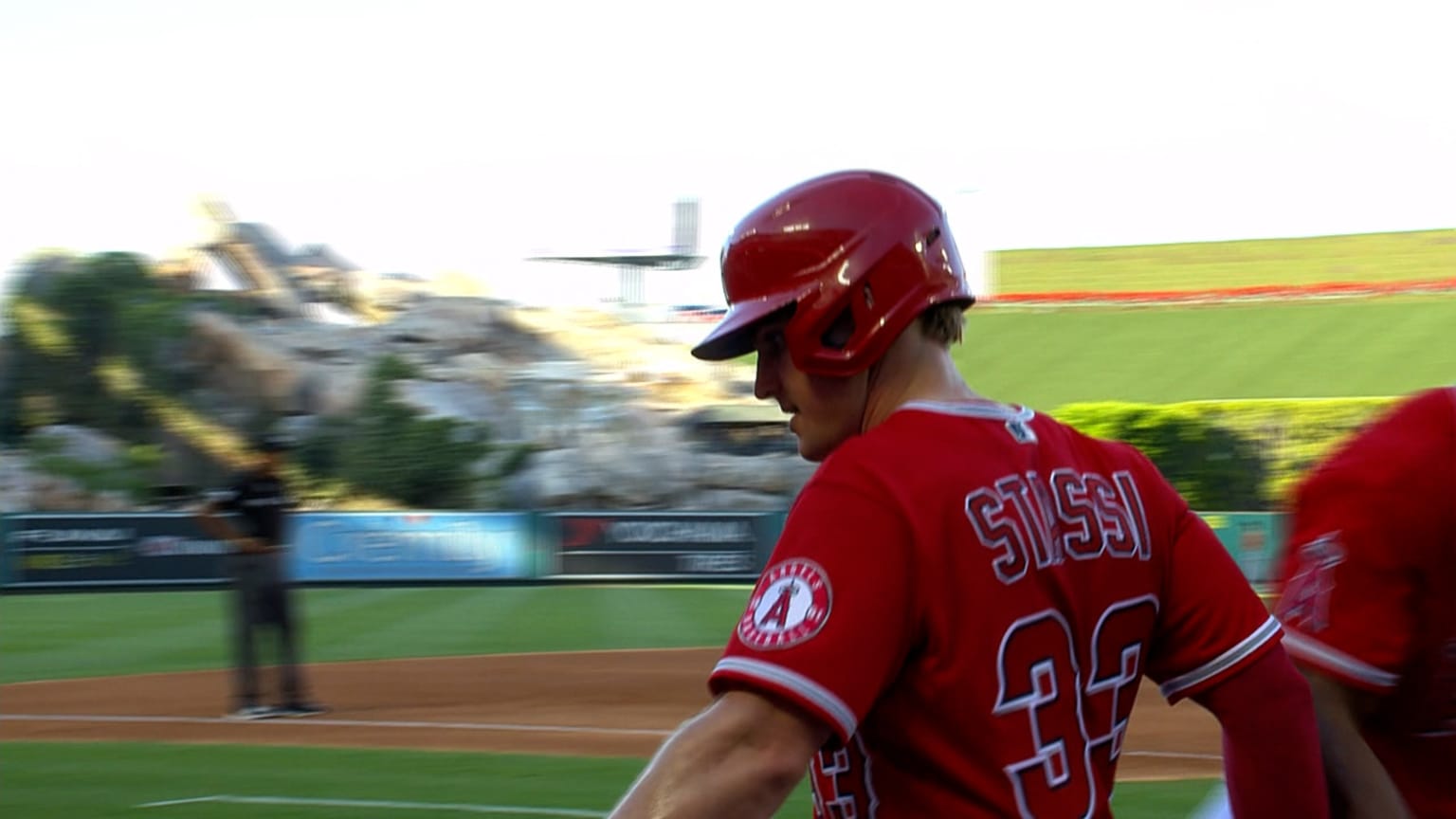 Max Stassi scores on a passed ball | 07/14/2022 | Los Angeles Angels