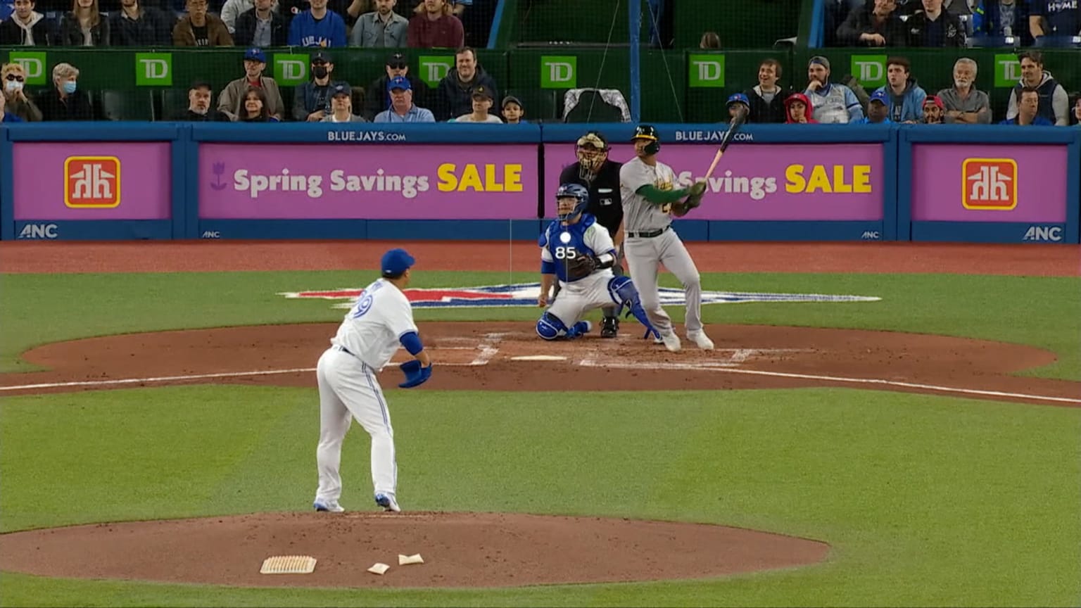 Bethancourt slashes an RBI ground-rule double | 04/16/2022 | Athletics