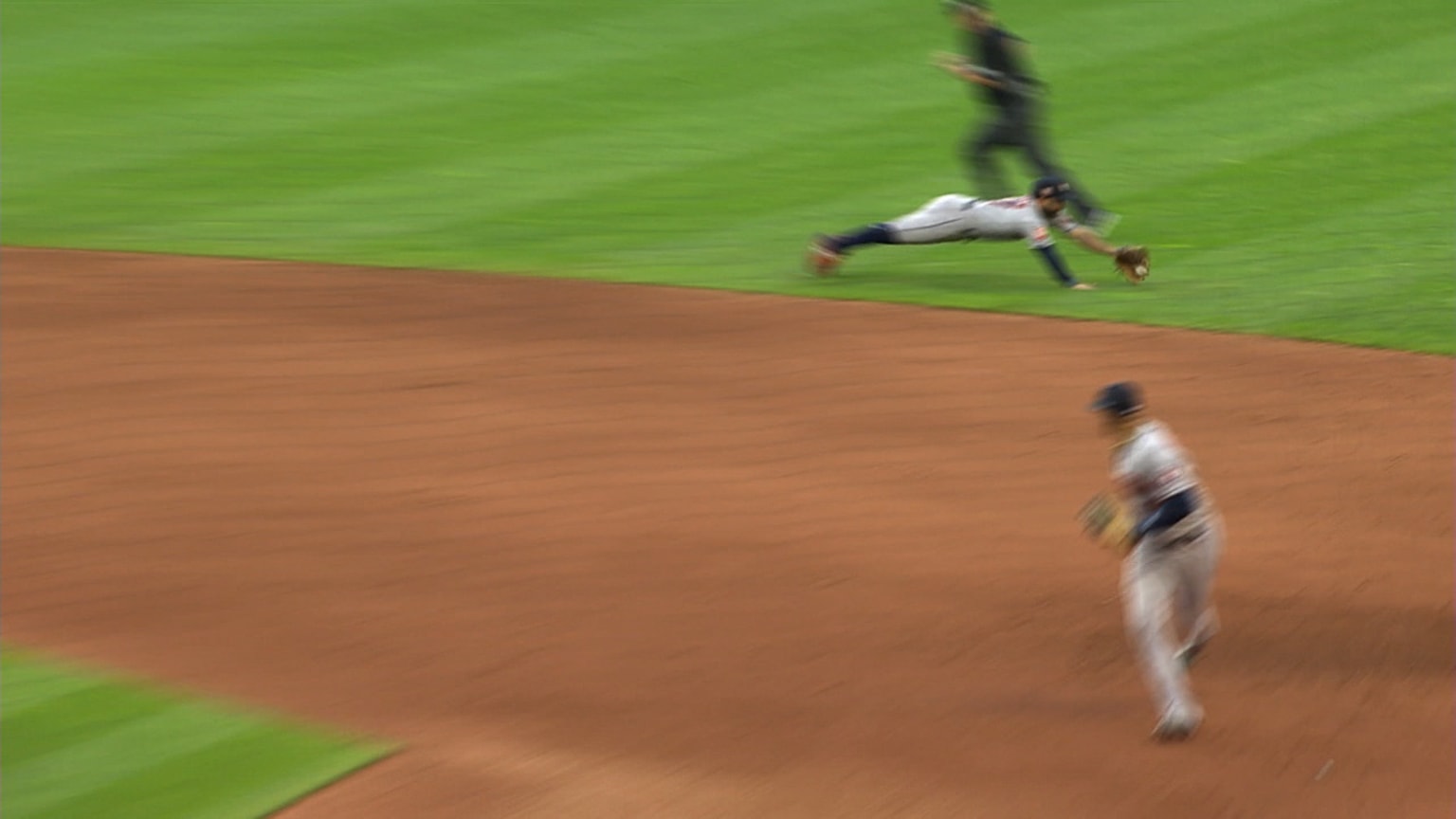 Jose Altuve makes a diving play to end the 4th inning | 08/06/2022 ...