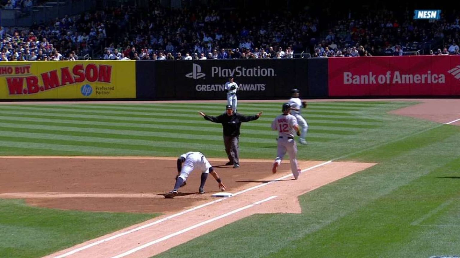 BOS@NYY: Napoli reaches on A-Rod's drop at first base | 04/11/2015 ...