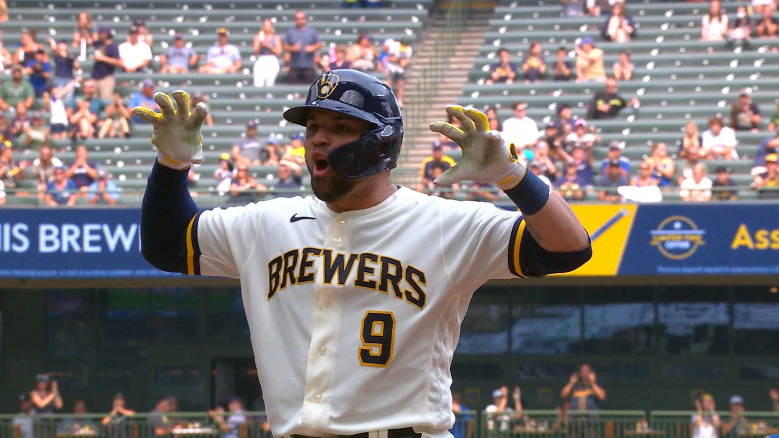 Manny Piña plates two runs on a single to left field | 07/20/2021 ...