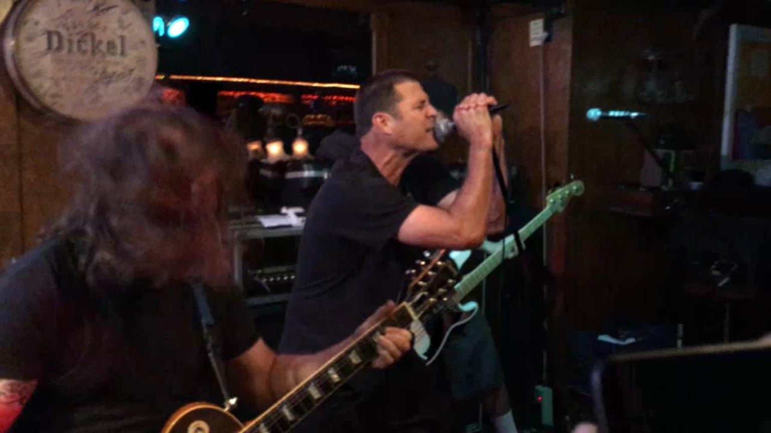 Pulley performing live in LA | 11/06/2016 | Los Angeles Angels