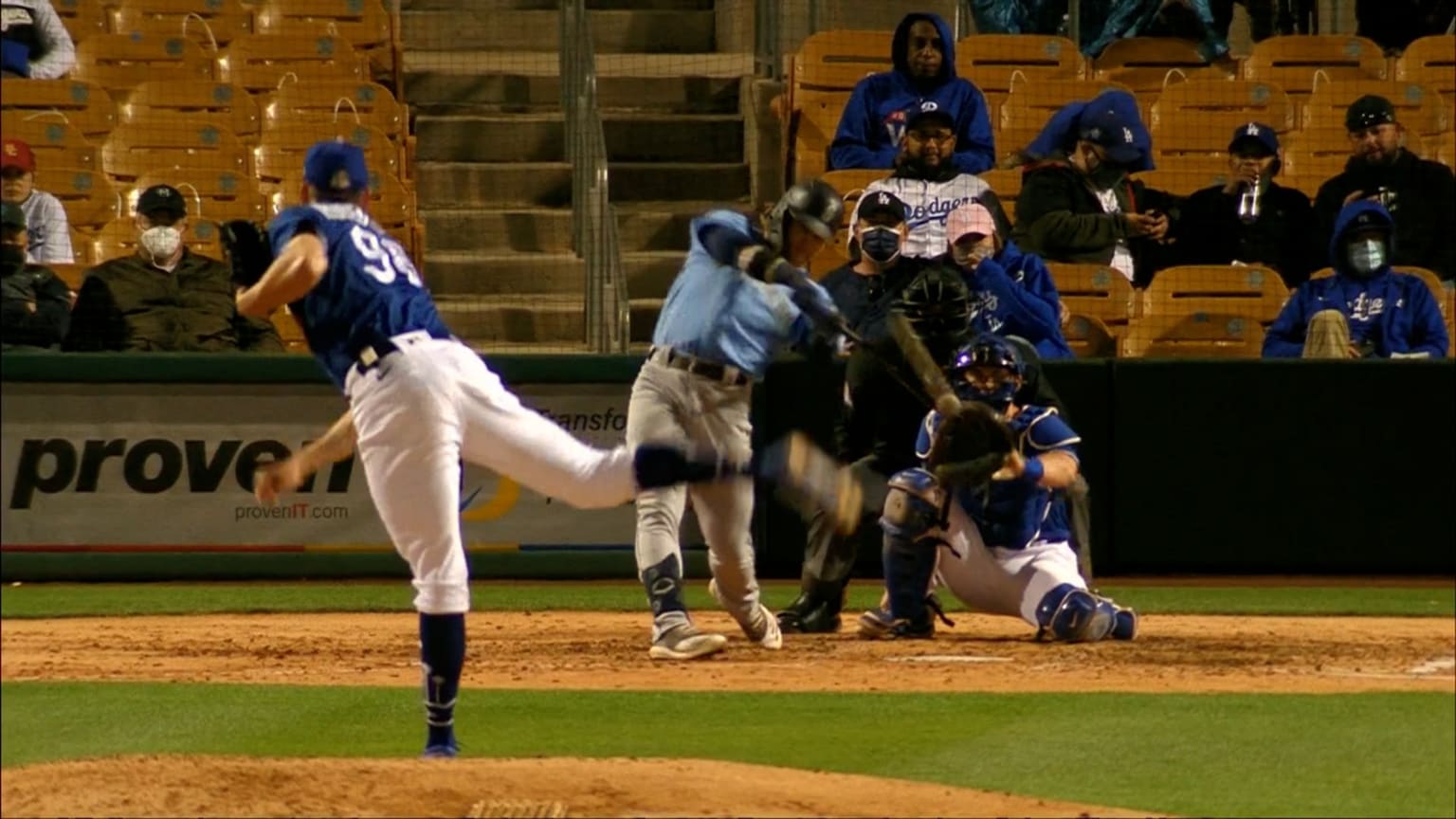 Jake Fraley sacude jonrón de tres carreras en la 4ta | 11/03/2021 | Los ...